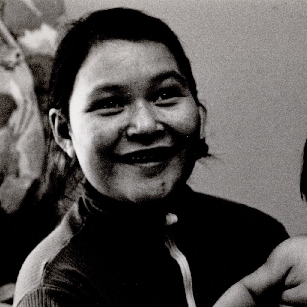 Flock of SwansSorosiluto Ashoona$500 - Steinbrueck Native Gallery